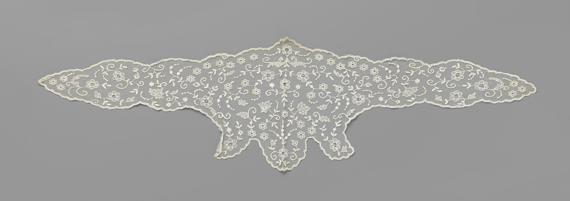 Fanning machine Definition, Meaning & Usage | FineDictionary.com