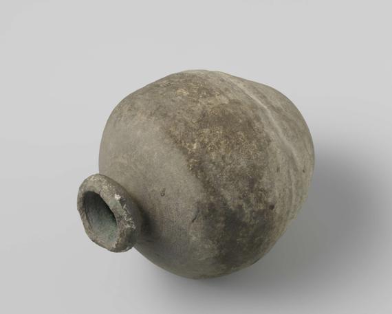 Whitish Definition, Meaning & Usage | FineDictionary.com