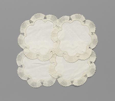 Doily Definition, Meaning & Usage | FineDictionary.com