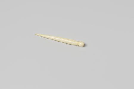 Awl Definition, Meaning & Usage | FineDictionary.com