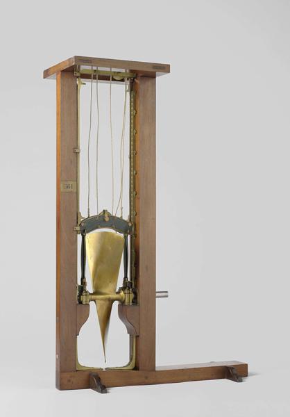 Lighting fixture Definition, Meaning & Usage | FineDictionary.com