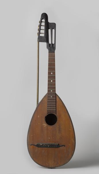 Lute Definition, Meaning & Usage | FineDictionary.com