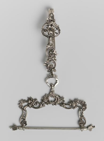 Clew Definition, Meaning & Usage | FineDictionary.com