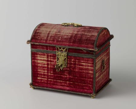 Family line Definition, Meaning & Usage | FineDictionary.com