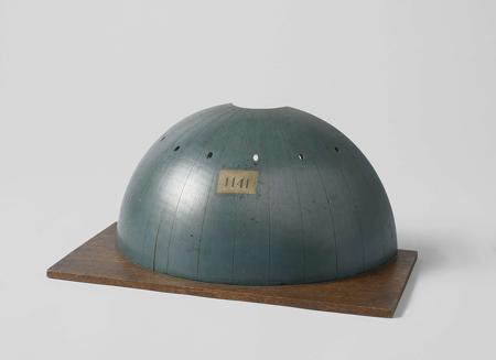 Gun turret Definition, Meaning & Usage | FineDictionary.com