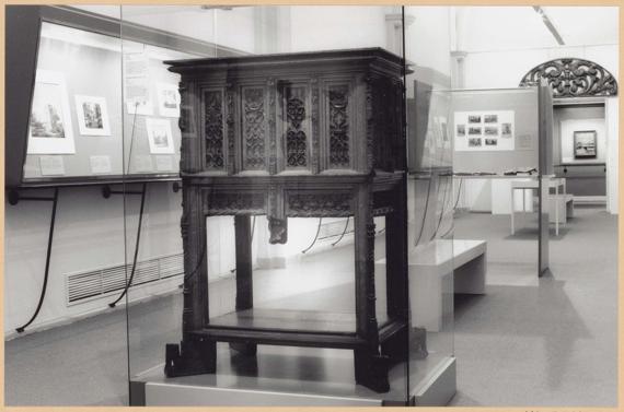 Pales Definition, Meaning & Usage | FineDictionary.com