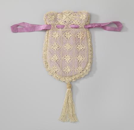 Reticulate Definition, Meaning & Usage | FineDictionary.com