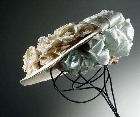 Satin Definition, Meaning & Usage | FineDictionary.com