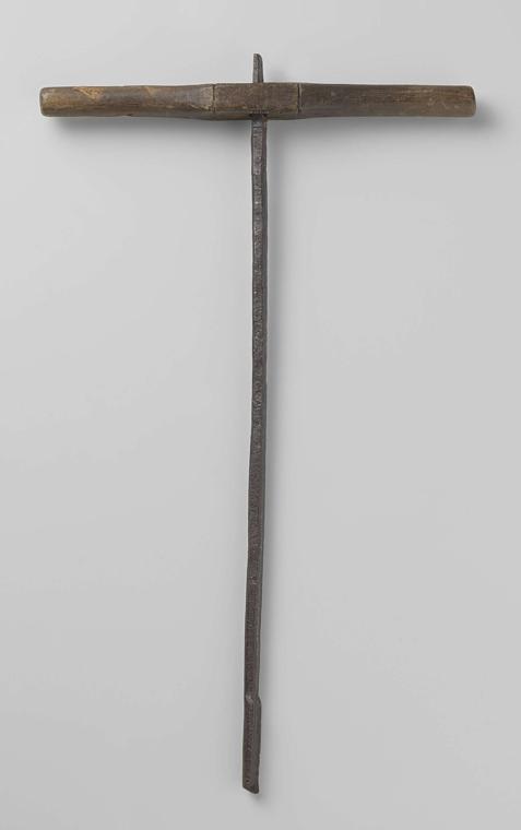 Auger Definition, Meaning & Usage | FineDictionary.com