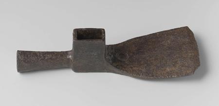 Drawbar Definition, Meaning & Usage | FineDictionary.com