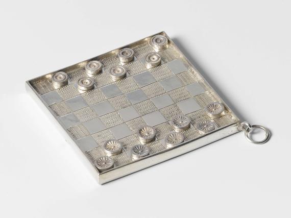 Checker board Definition, Meaning & Usage | FineDictionary.com