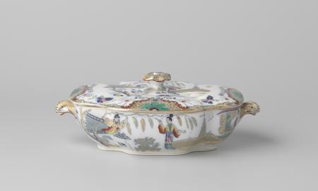 Muffle Definition, Meaning & Usage | FineDictionary.com