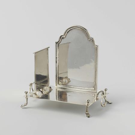 Outward Definition, Meaning & Usage | FineDictionary.com