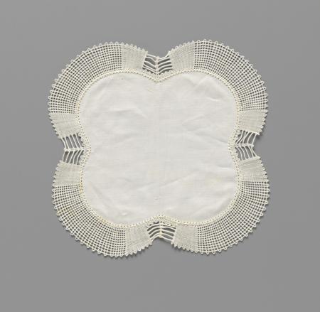 Doily Definition, Meaning & Usage | FineDictionary.com