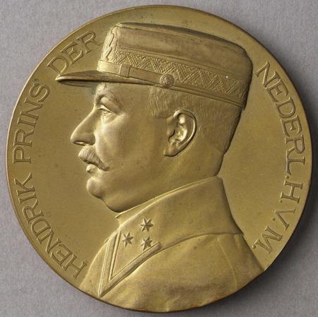 Obverse Definition, Meaning & Usage | FineDictionary.com