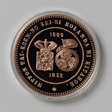 Replica Definition, Meaning & Usage | FineDictionary.com