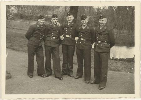 Sailor Definition, Meaning & Usage | FineDictionary.com