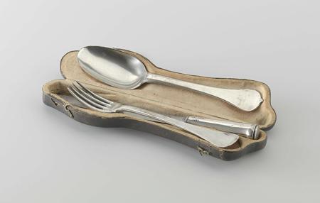 Fork out Definition, Meaning & Usage | FineDictionary.com