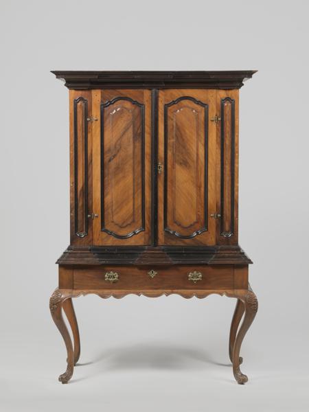 Cabinet Definition, Meaning & Usage | FineDictionary.com