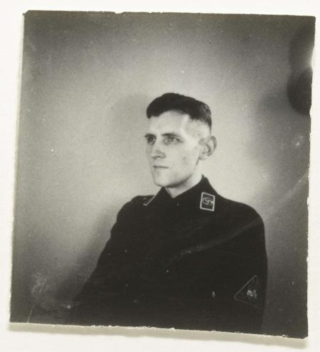 Revolving Definition, Meaning & Usage | FineDictionary.com