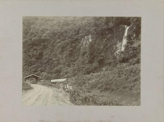 Upland Definition, Meaning & Usage | FineDictionary.com