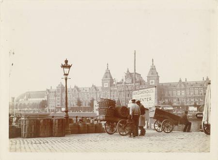 Handcart Definition, Meaning & Usage | FineDictionary.com