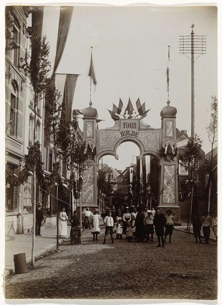 Mark off Definition, Meaning & Usage | FineDictionary.com