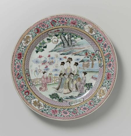 Enclose Definition, Meaning & Usage | FineDictionary.com