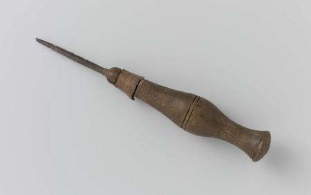 Awl Definition, Meaning & Usage | FineDictionary.com