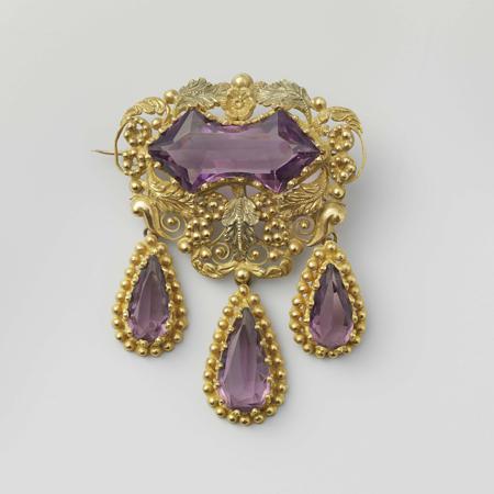 Encasement Definition, Meaning & Usage | FineDictionary.com