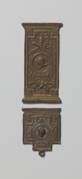 Bezel Definition, Meaning & Usage | FineDictionary.com