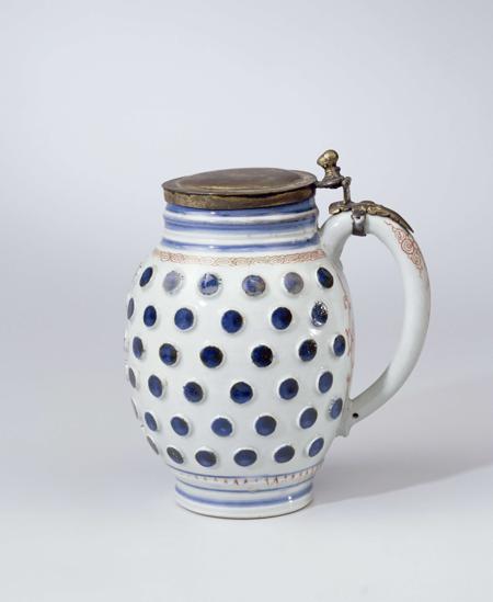 Gilt Definition, Meaning & Usage | FineDictionary.com