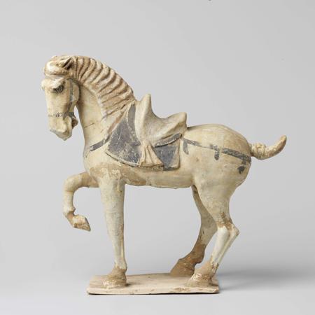 Tang Definition, Meaning & Usage | FineDictionary.com