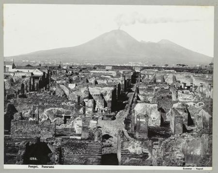 Pompeii Definition, Meaning & Usage | FineDictionary.com