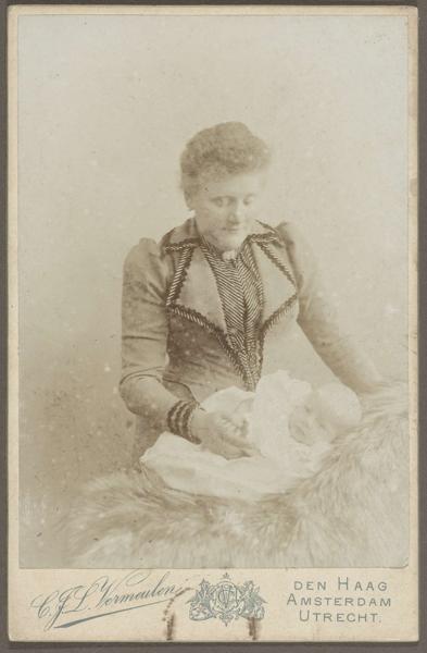 Puff Definition, Meaning & Usage | FineDictionary.com