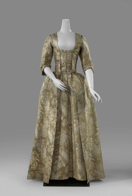 Overdress Definition, Meaning & Usage | FineDictionary.com