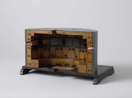 Gun turret Definition, Meaning & Usage | FineDictionary.com