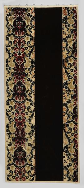 Pales Definition, Meaning & Usage | FineDictionary.com