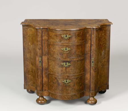 Drawer Definition, Meaning & Usage | FineDictionary.com