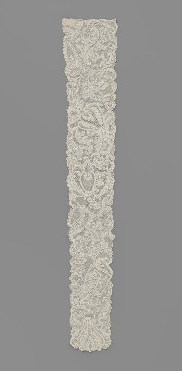 Lush Definition, Meaning & Usage | FineDictionary.com