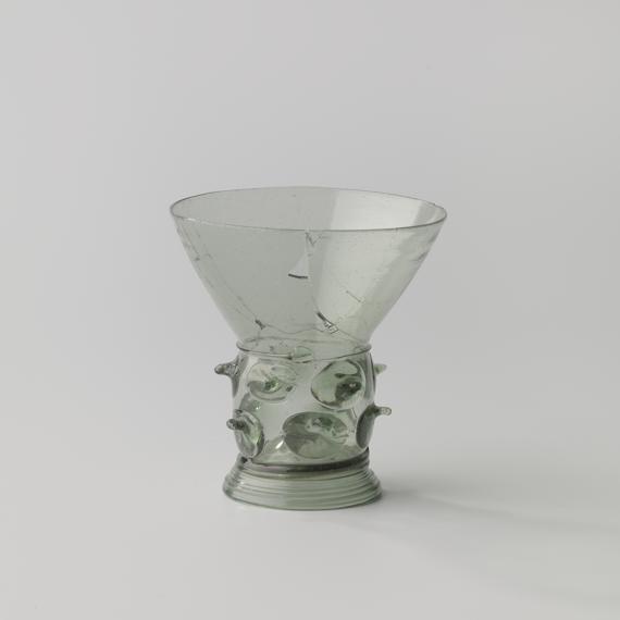 Spun glass Definition, Meaning & Usage | FineDictionary.com