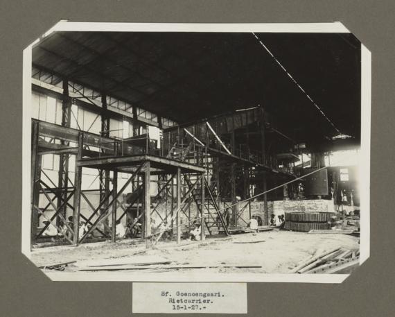 Factory Definition, Meaning & Usage | FineDictionary.com