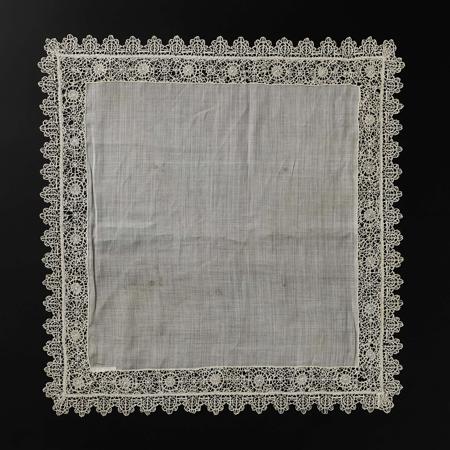 Bobbin lace Definition, Meaning & Usage | FineDictionary.com