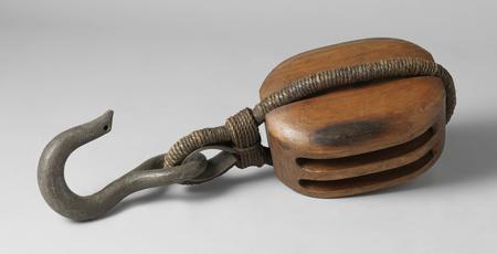 Sling Definition, Meaning & Usage | FineDictionary.com