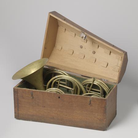 Interchangeable Definition, Meaning & Usage | FineDictionary.com