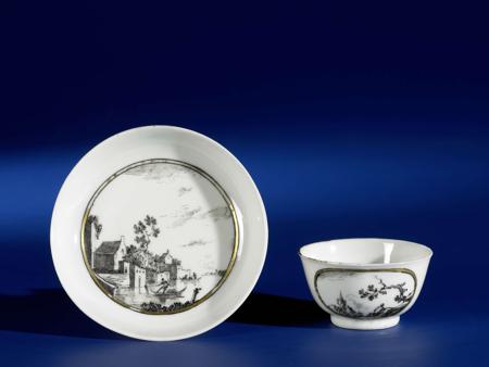 Cup and saucer Definition, Meaning & Usage | FineDictionary.com