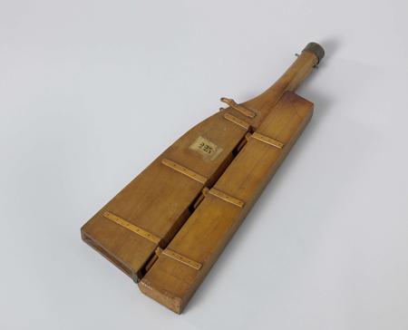 Paddle Definition, Meaning & Usage | FineDictionary.com