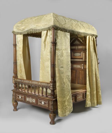 Bedstead Definition, Meaning & Usage | FineDictionary.com