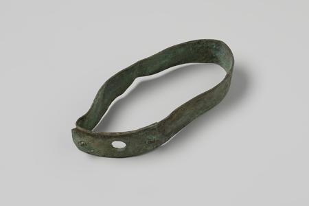 Brace Definition, Meaning & Usage | FineDictionary.com